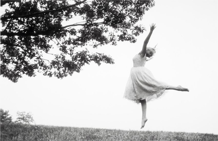Sam Shaw Takes Flight With Marilyn in Paris – The Marilyn Report